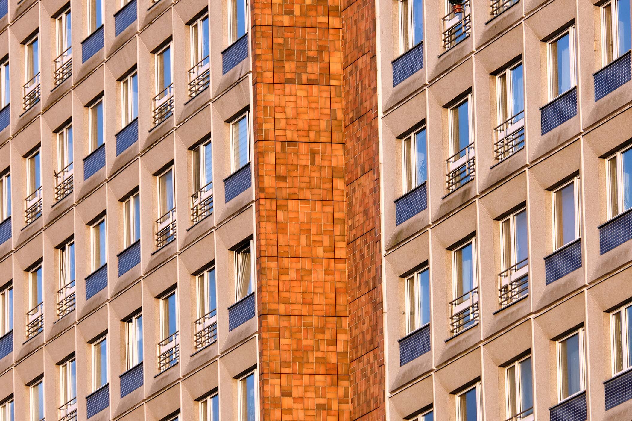 May | The Roman Report - Roman Group